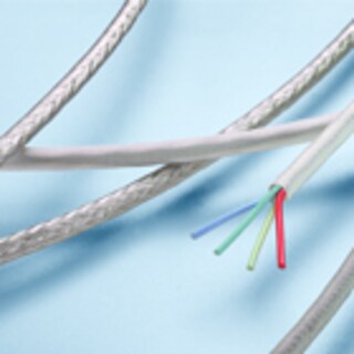 Quadrax: Connectors & Contacts | TE Connectivity