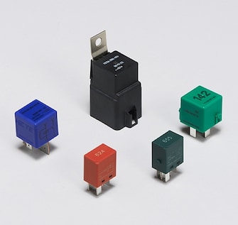Plug-In Automotive Relays | TE Connectivity