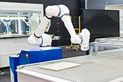Types of Robots for Factory Production | TE Connectivity