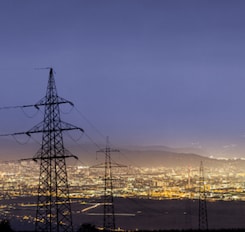 Learn about our power busbar solution products | TE Connectivity