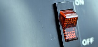 Swtich Poles and Switch Throws | TE Connectivity